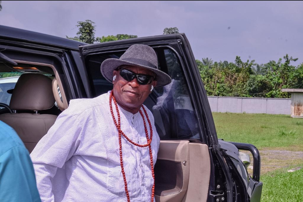 Gbagi Bags NVGG’s ‘Hope of the Masses’ Award, dedicates it to Deltans ...