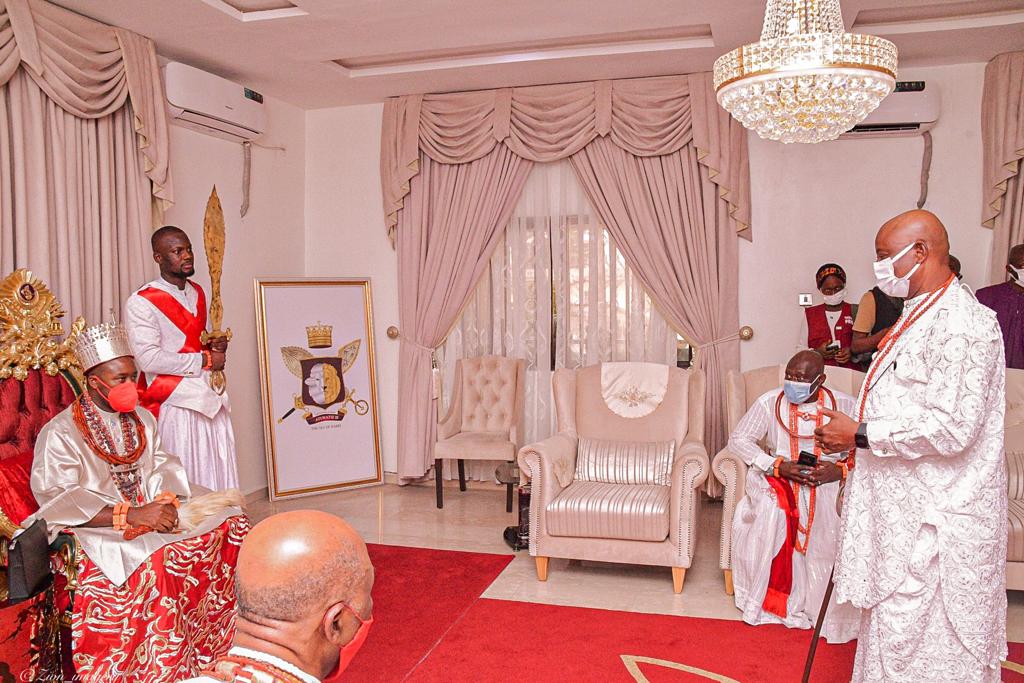 Delta 2023 Governorship : Olu of Warri, Orosuen of Okere receive the ...