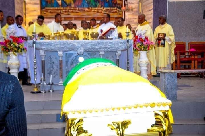 PHOTOS: Burial Of Catholic Priest Burnt Alive In Niger - RERO TV