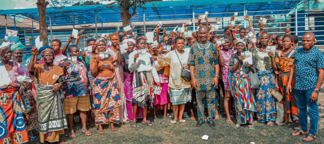 Delta 2023 Governorship : Hundreds of Burutu electorates storm SDP ...