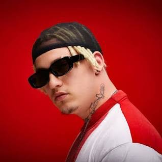 Popular South African Musician Costa Titch Slumps, Dies On Stage - RERO TV