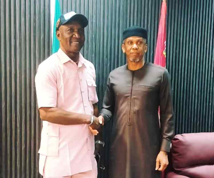 Tinubu Support Group Honours Senator Dafinone, Vows to Deliver 9 ...